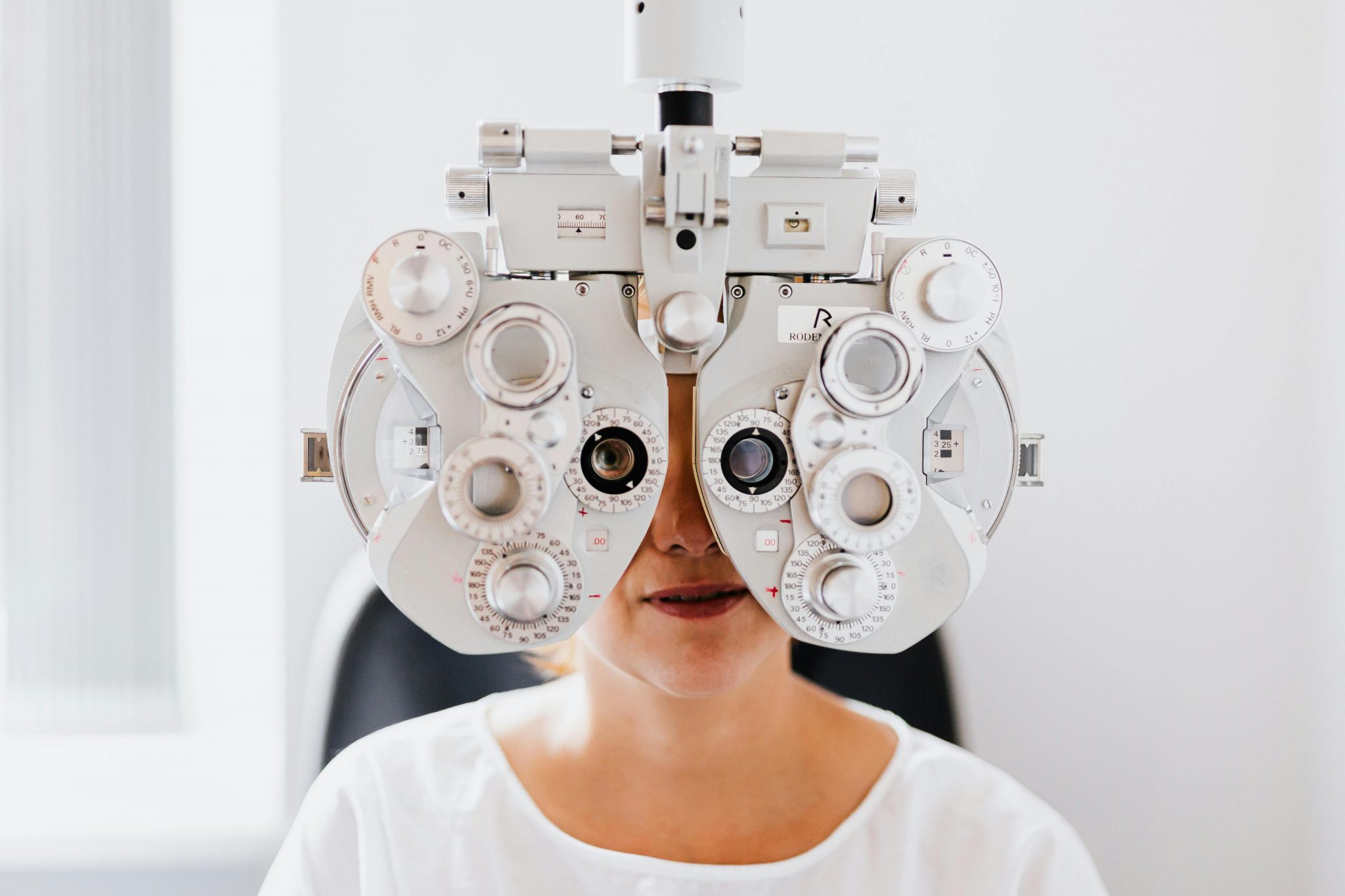 How much does an eye test cost? Everything you need to know.